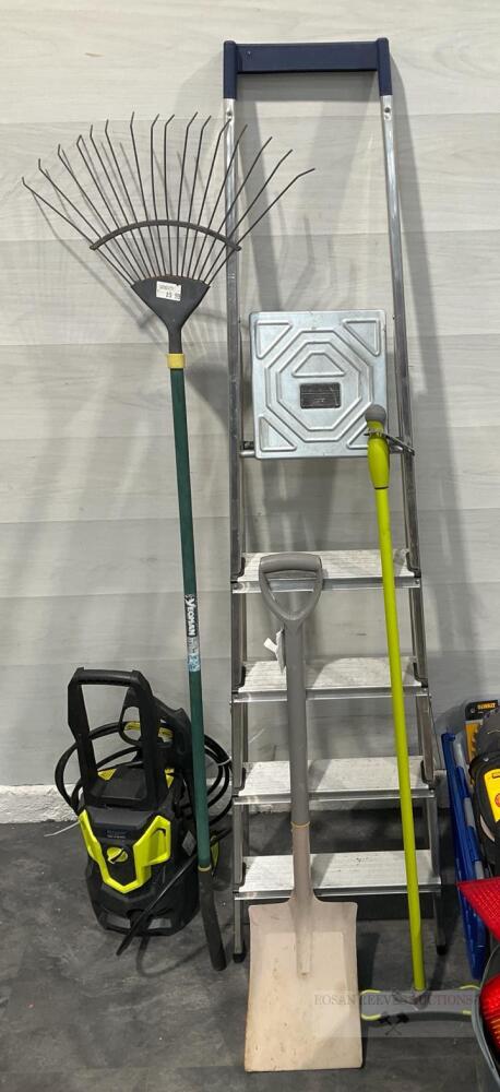 A Hailo five tread aluminium step ladder, garden rake, shovel, Stream ...
